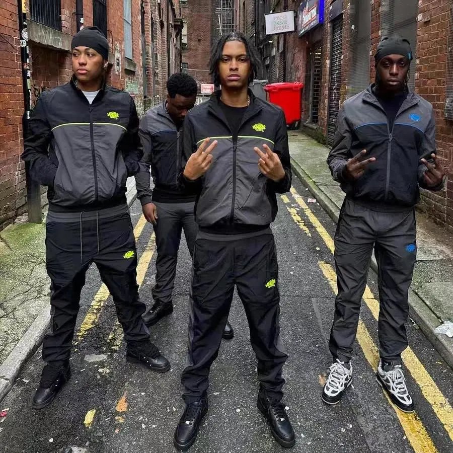 Sports Tracksuit Set Gray & Black - Athletic Sportswear – HypeSYX